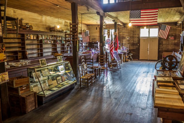 Big Red Store in Appleton - Amish of Ethridge