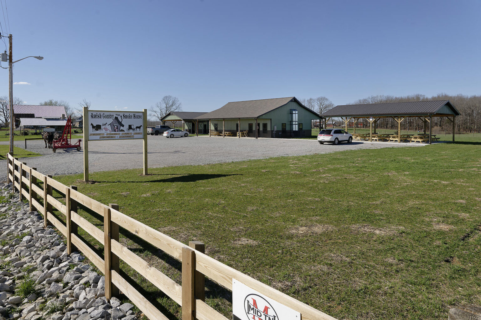 Amish Country Smoke House - Amish of Ethridge